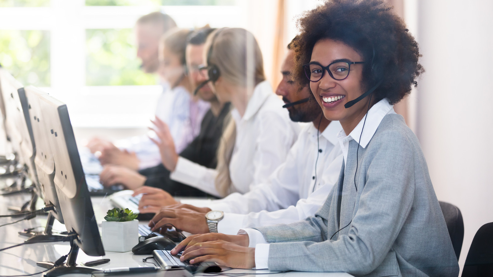 Kontakt | Visual Data Collection